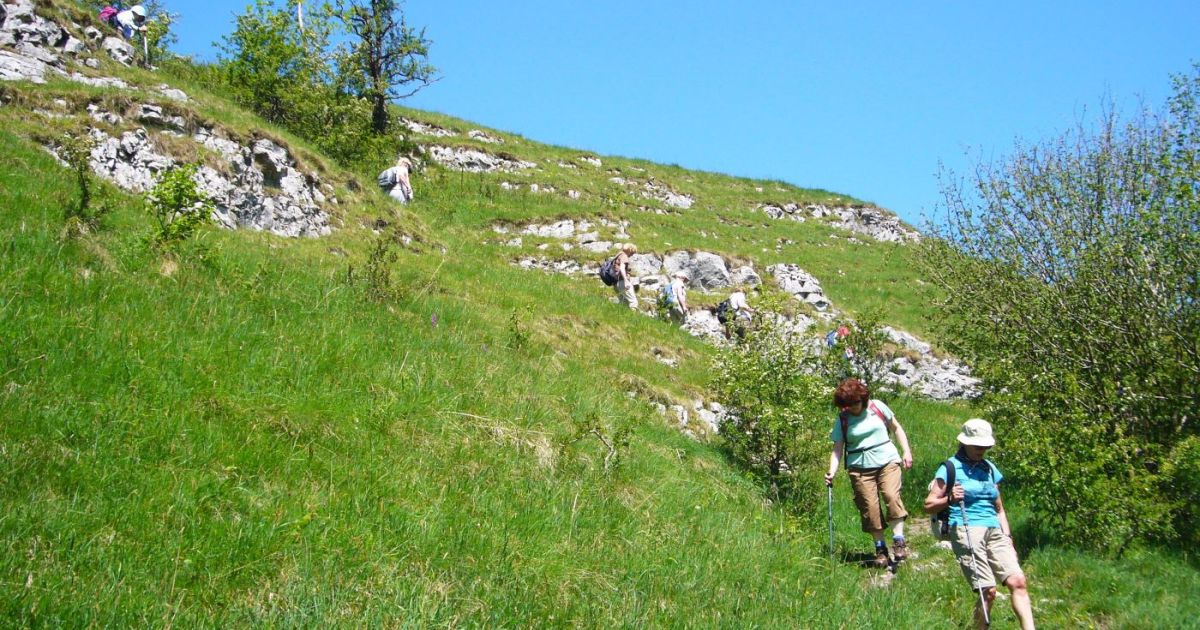 Monyash, in the Peak District. South Pick-up - Ramblers